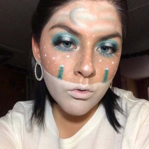 50 Christmas Makeup Looks to Try Out This Season