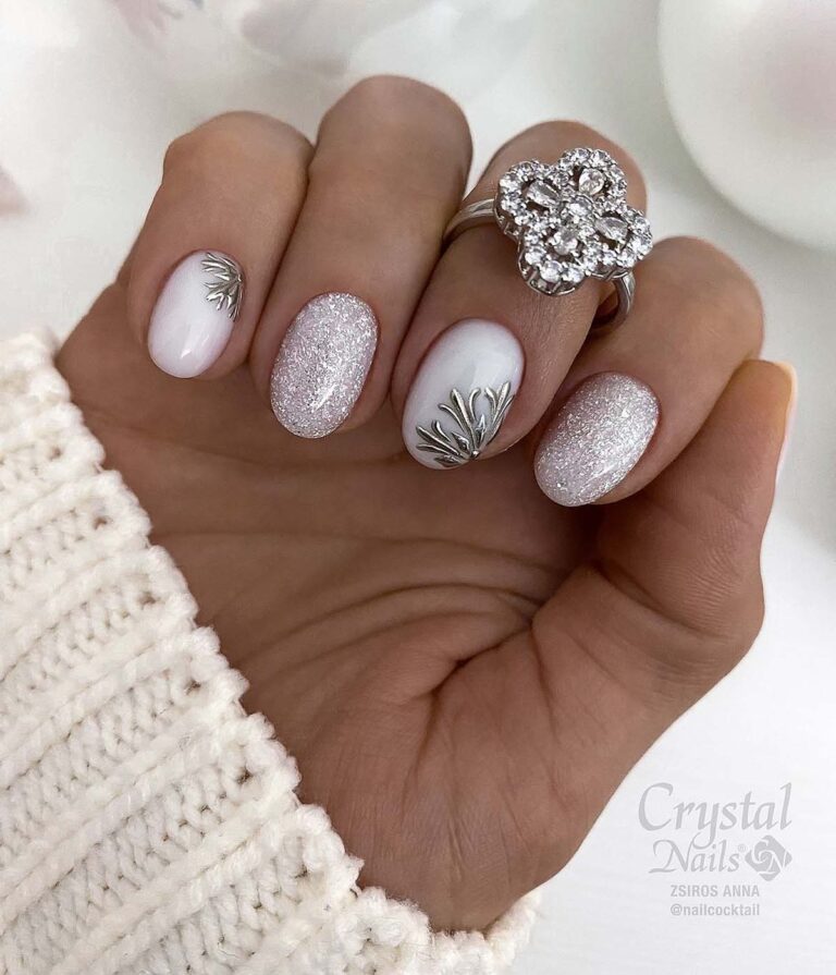 25 February Nail Color Trends: Embrace Elegance and Boldness in Your Style