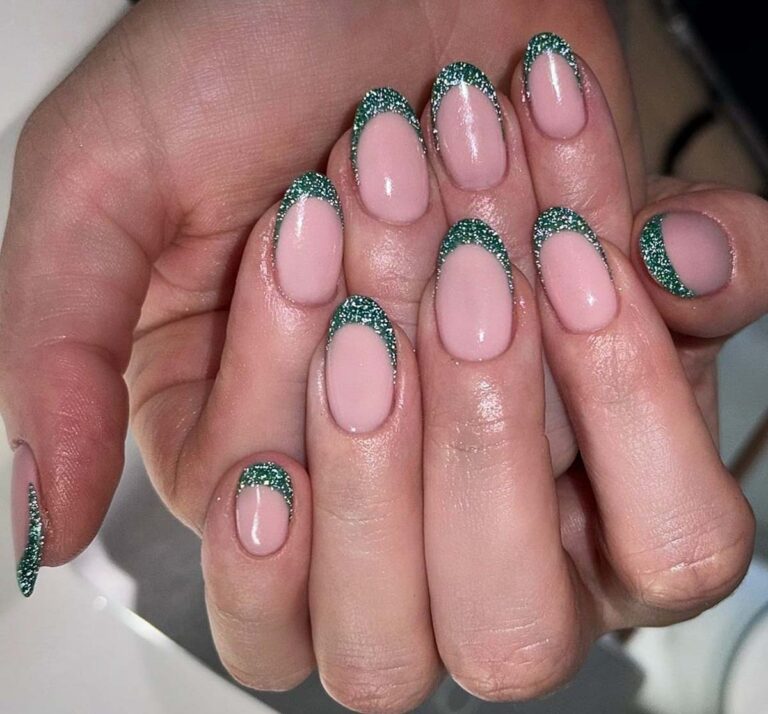 25 February Nail Color Trends: Embrace Elegance and Boldness in Your Style