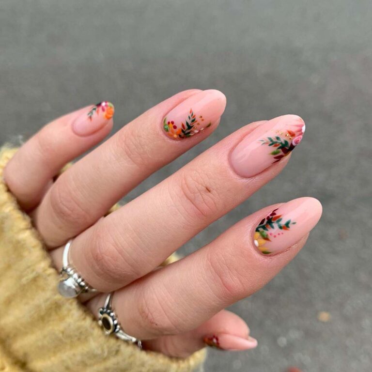 25 Fresh and Floral Spring Nail Designs to Blossom Your Look