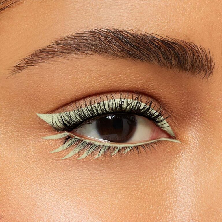 22 Pastel Eyeliner Styles to Elevate Your Spring Makeup
