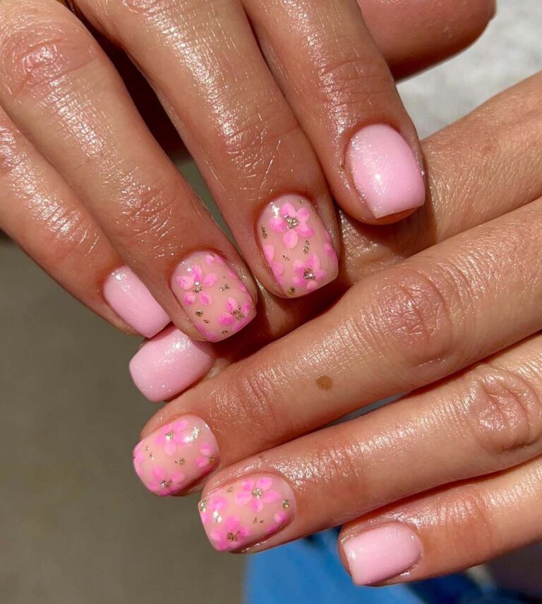 19 Pink Spring Nail Designs: A Fresh Palette for the Fashion-Forward Woman