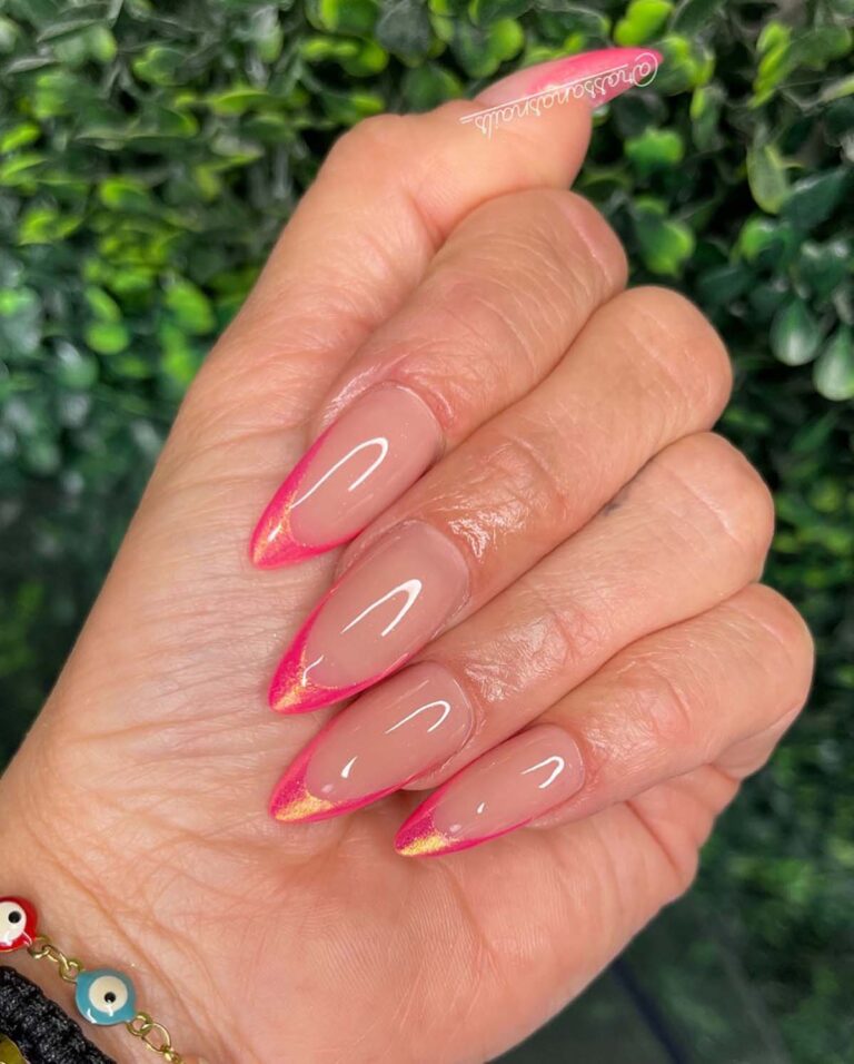 29 Acrylic Nail Designs: A Glimpse into the Future of Nail Art
