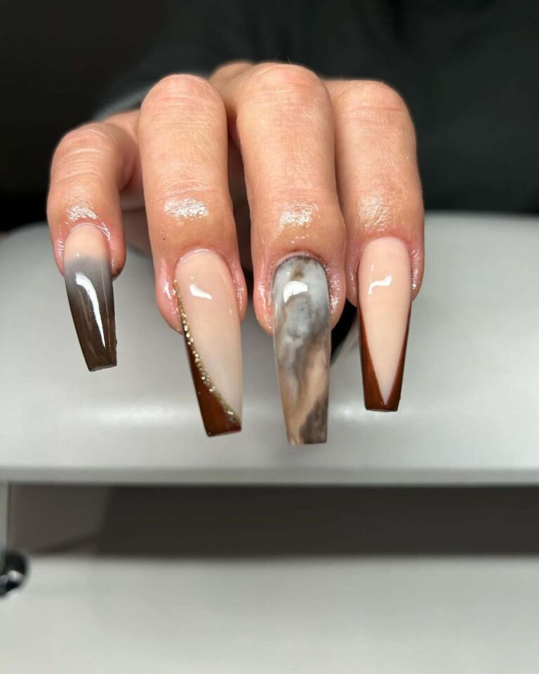 29 Acrylic Nail Designs: A Glimpse into the Future of Nail Art