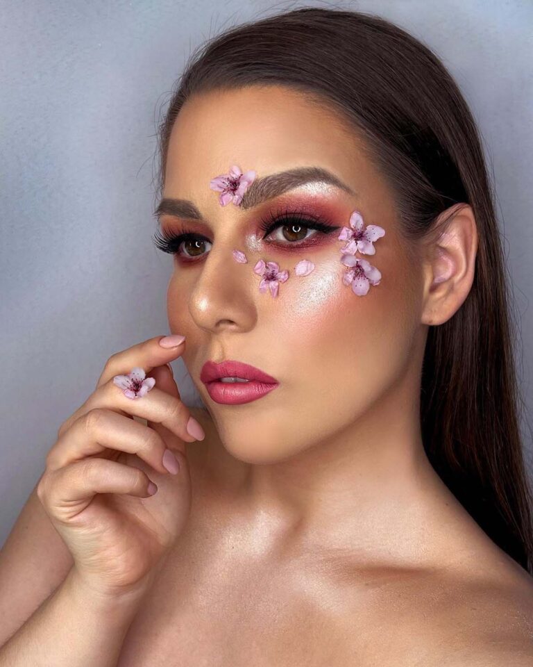 24 Cherry Blossom Makeup Looks for a Touch of Elegance
