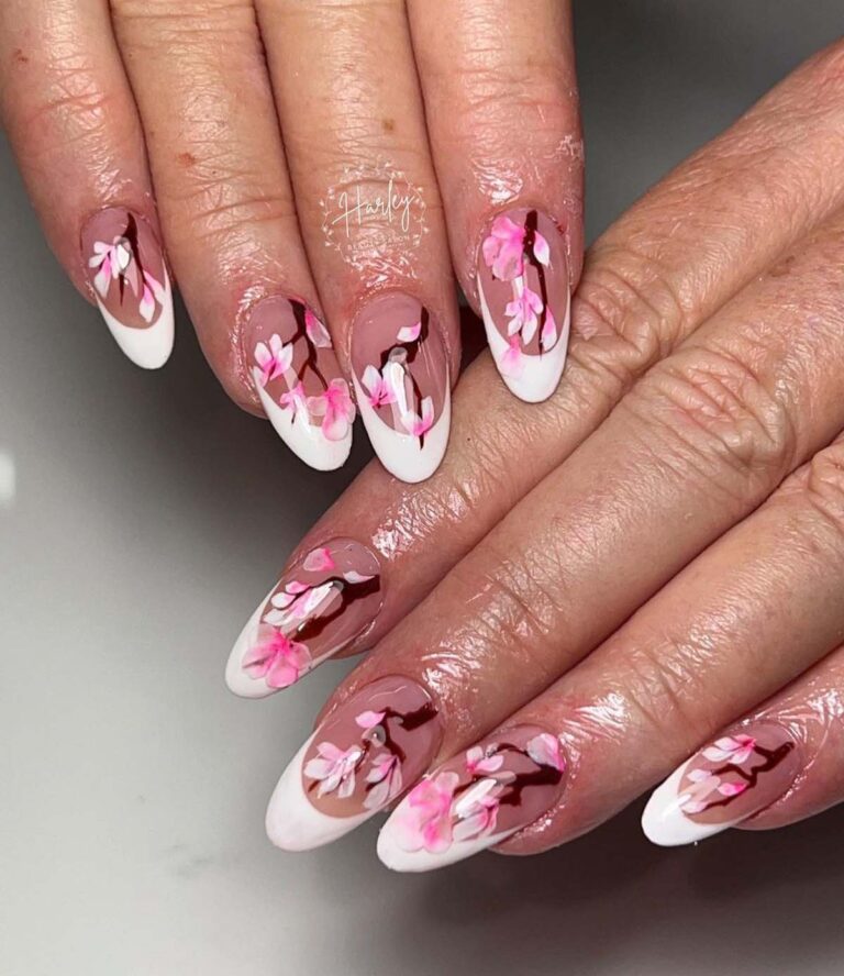 24 Cherry Blossom Nail Designs for a Touch of Elegance