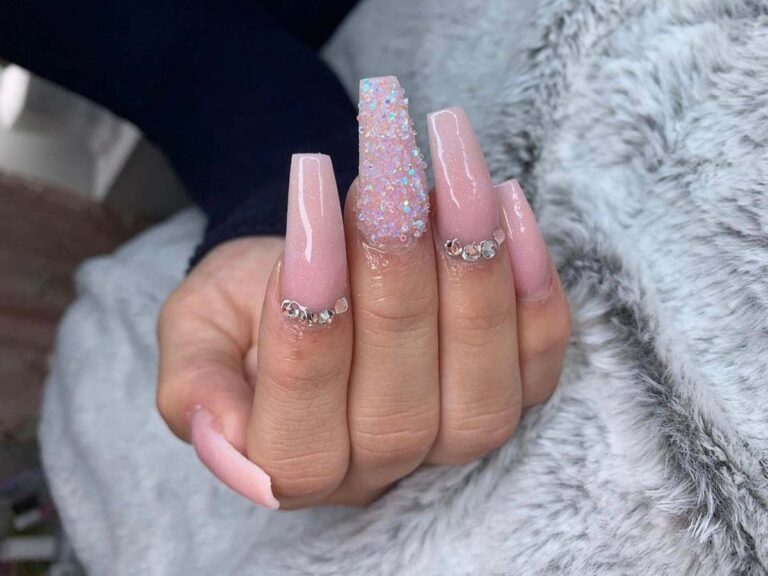 24 Spring Nail Designs with Sparkle to Try This Season
