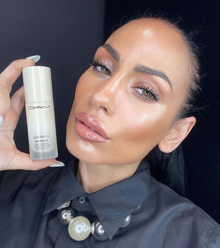 23 Dewy Skin Makeup Ideas for a Healthy Spring Glow