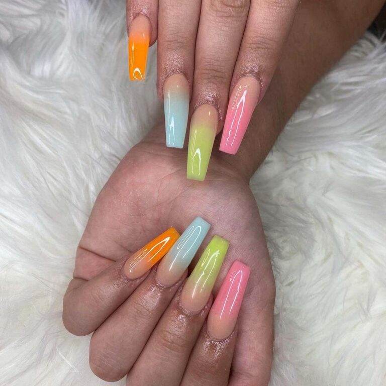 23 Spring Gradient Nails: Ombre Inspo for a Colorful Look