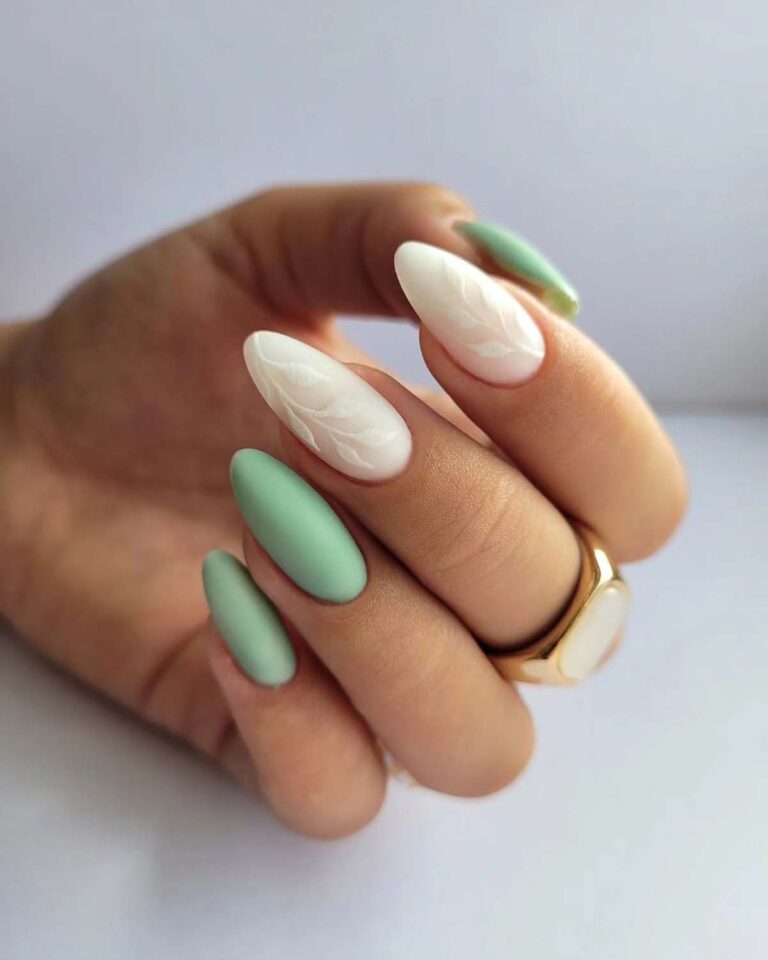 23 Trendy Spring Matte Nail Designs to Inspire Your Next Manicure
