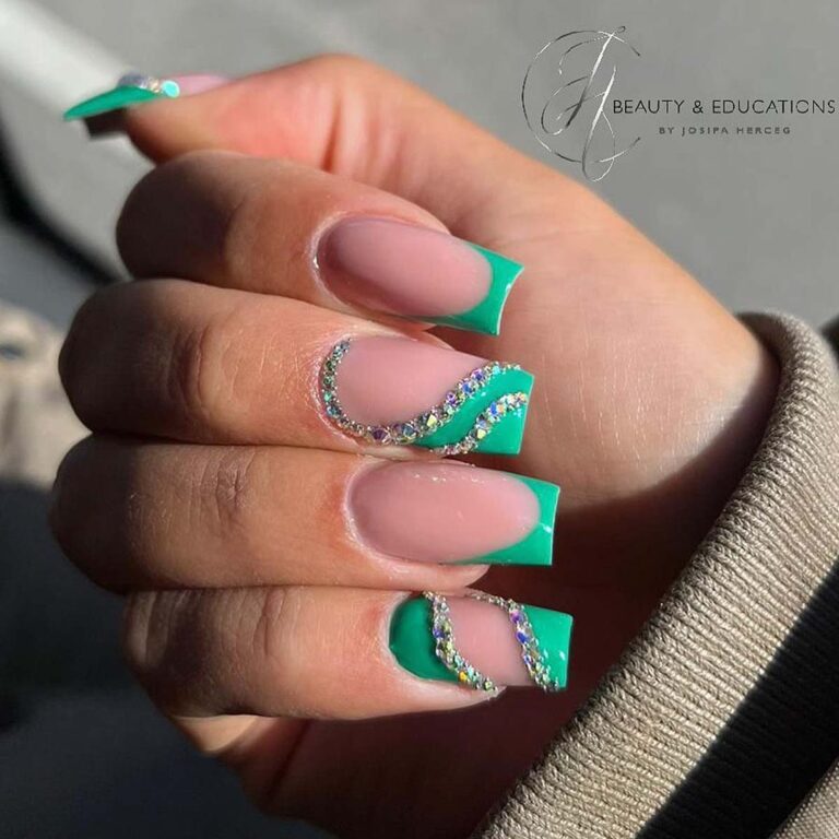 27 Spring Nails with Glitter: A Dazzling Trend for a Sparkling Season