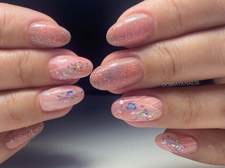 27 Spring Nails with Glitter: A Dazzling Trend for a Sparkling Season