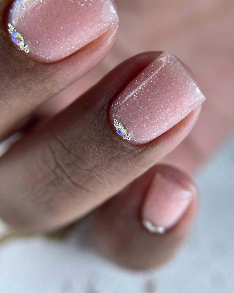 22 Square Nail Designs: Embracing Elegance and Creativity in Every Tip