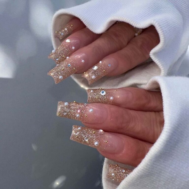 32 Breathtaking Long Nail Designs for a Glamorous Look