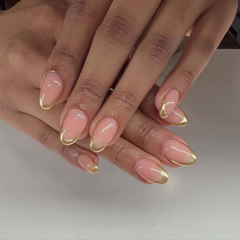 27 Amazing Oval Nail Designs You Can Try Today