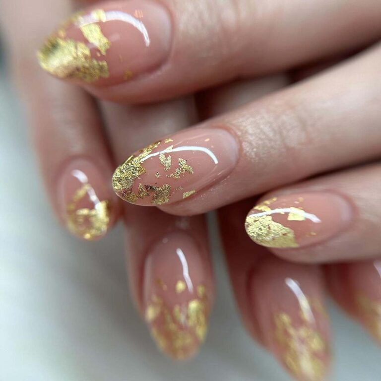 27 Amazing Oval Nail Designs You Can Try Today