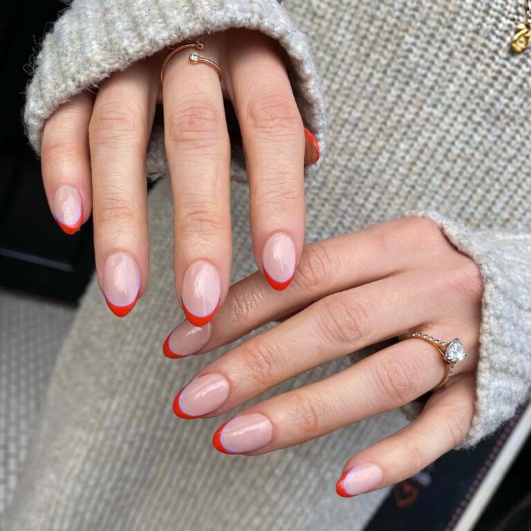 25 Stunning Short Almond Nail Designs to Inspire Your Next Manicure