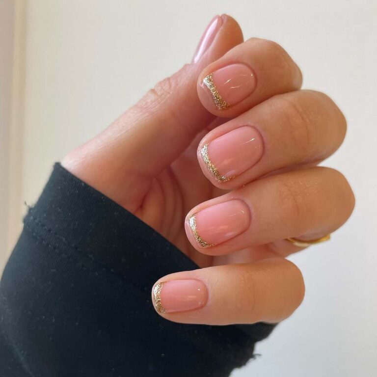 28 Trendy Spring Short Nail Ideas and Inspiration for a Fresh New Look