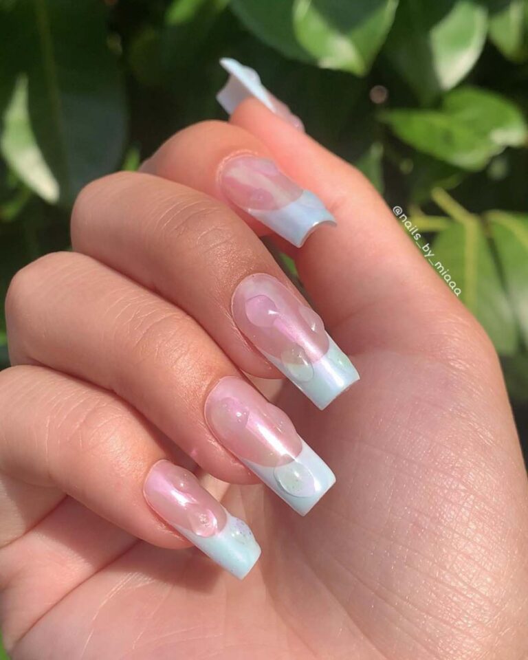 24 Whimsical Raindrop Nail Art Ideas for April Showers