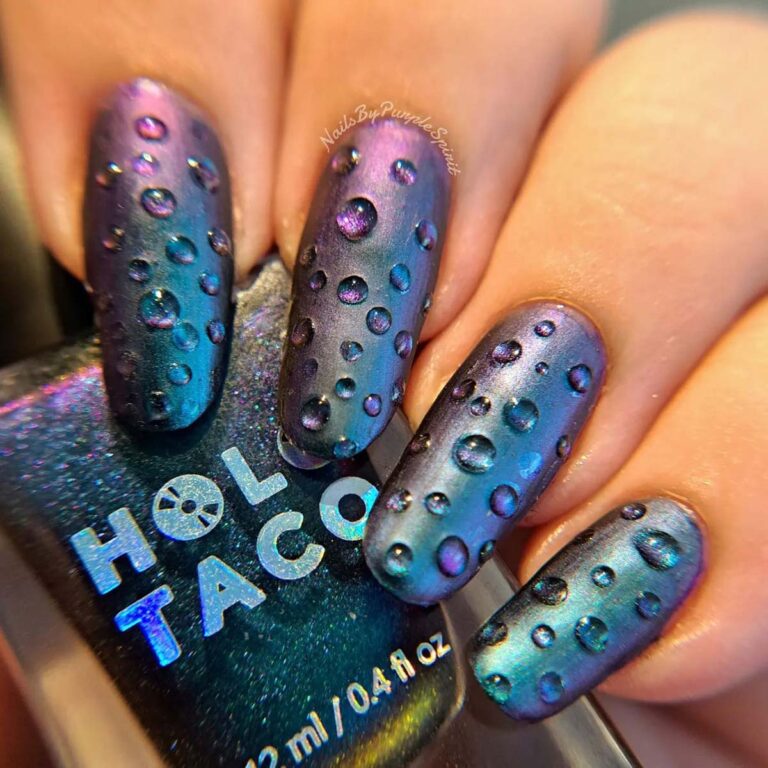 24 Whimsical Raindrop Nail Art Ideas for April Showers