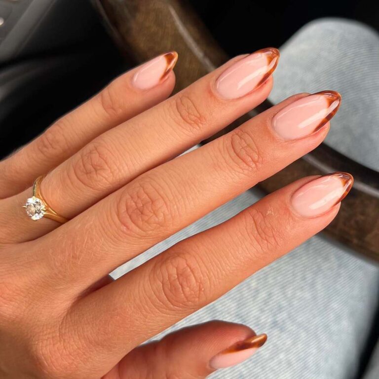 24 Stunning Fall French Almond Nail Ideas to Inspire Your Next Manicure