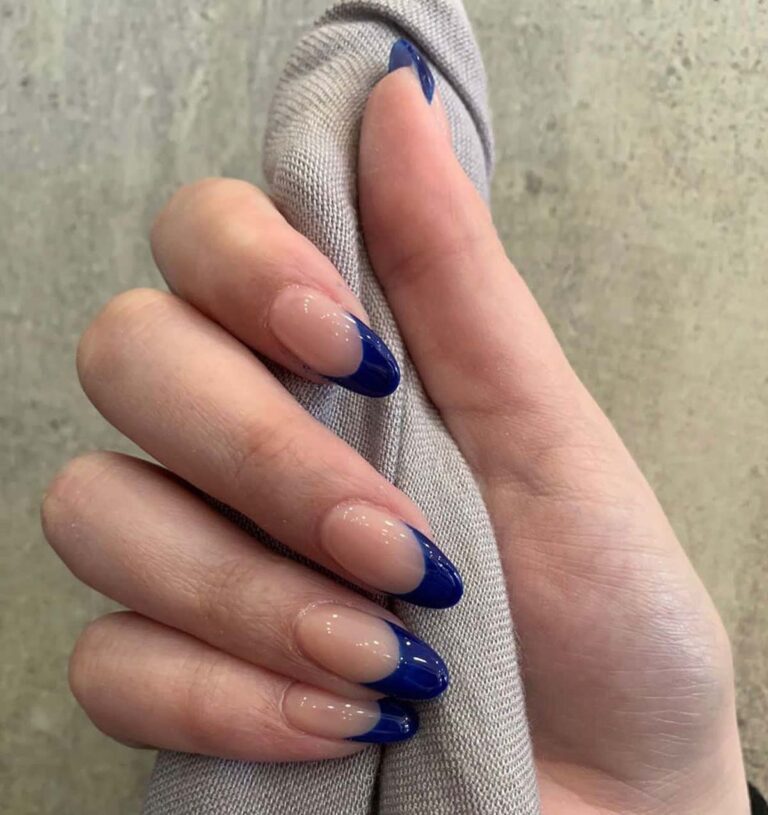 22 Amazing French Oval Nail Designs for Fall You Must Try