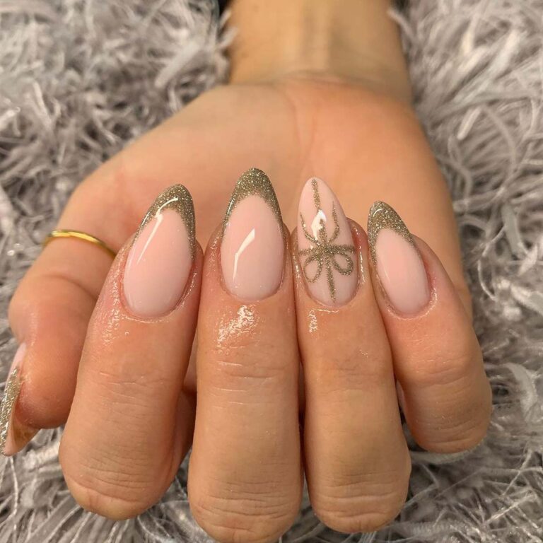 22 Amazing French Oval Nail Designs for Fall You Must Try