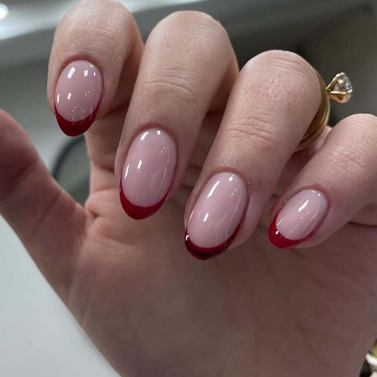 22 Amazing French Oval Nail Designs for Fall You Must Try