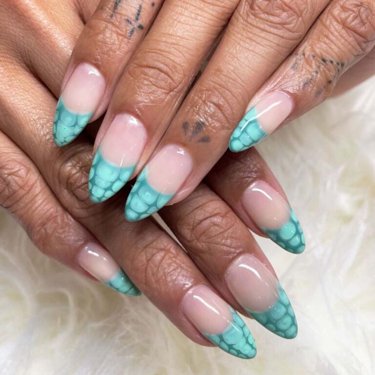27 Stunning Green Nail Designs to Rock this Summer