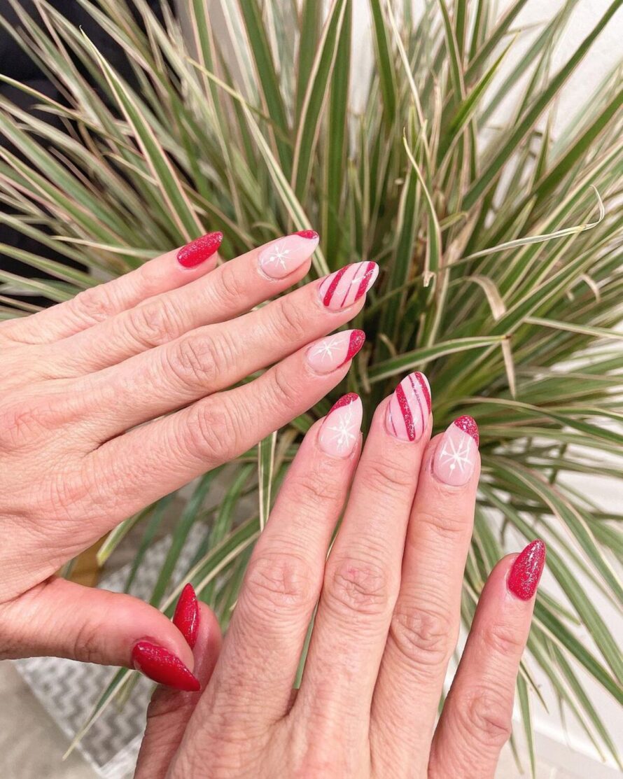 28 Adorable Short Christmas Nails Perfect for Holiday Cheer