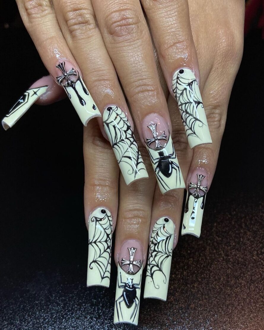 32 Chic Square Halloween Nails for a Perfectly Spooky Look