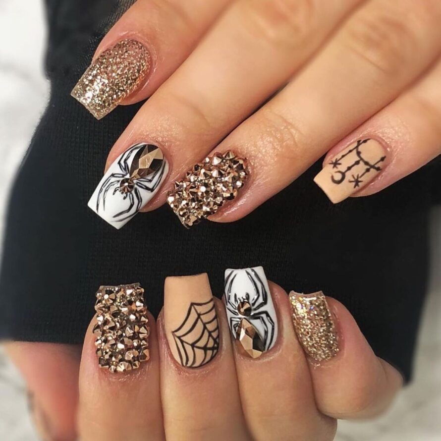 32 Chic Square Halloween Nails for a Perfectly Spooky Look
