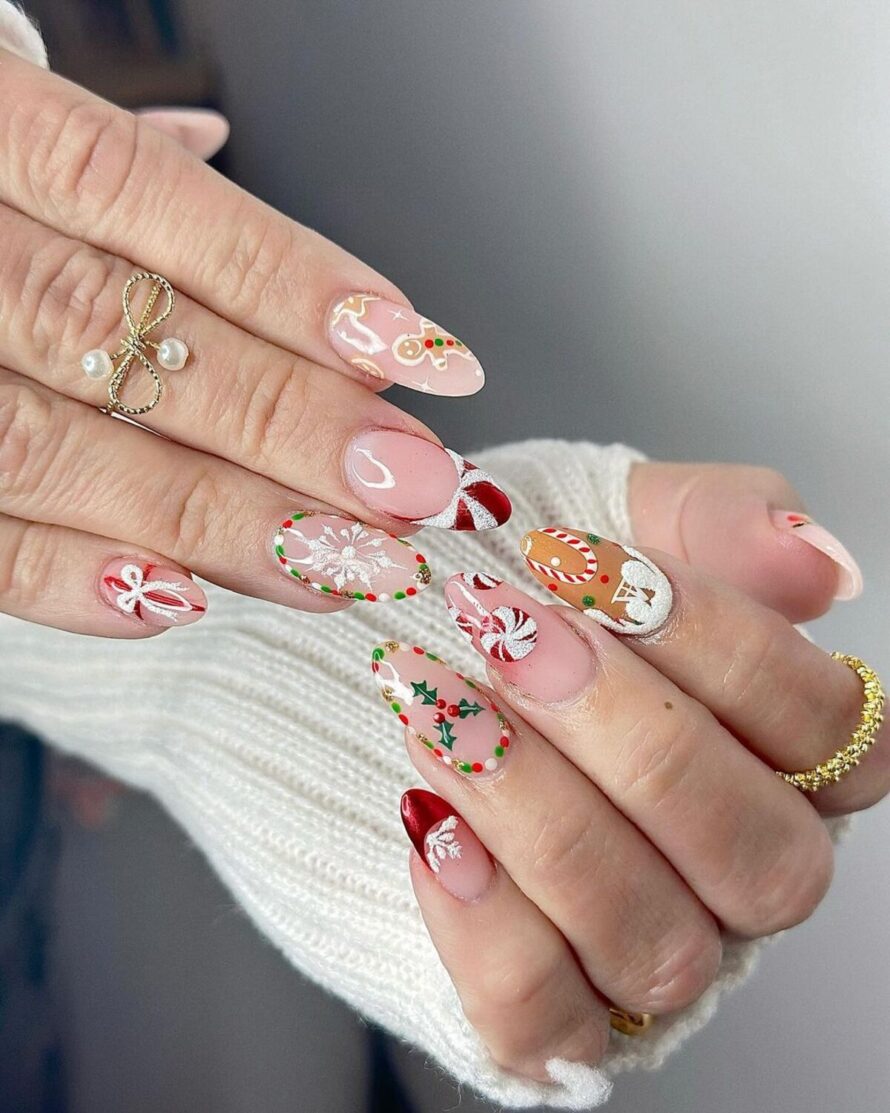 29 Elegant Almond-Shaped Christmas Nails to Show Off This Year