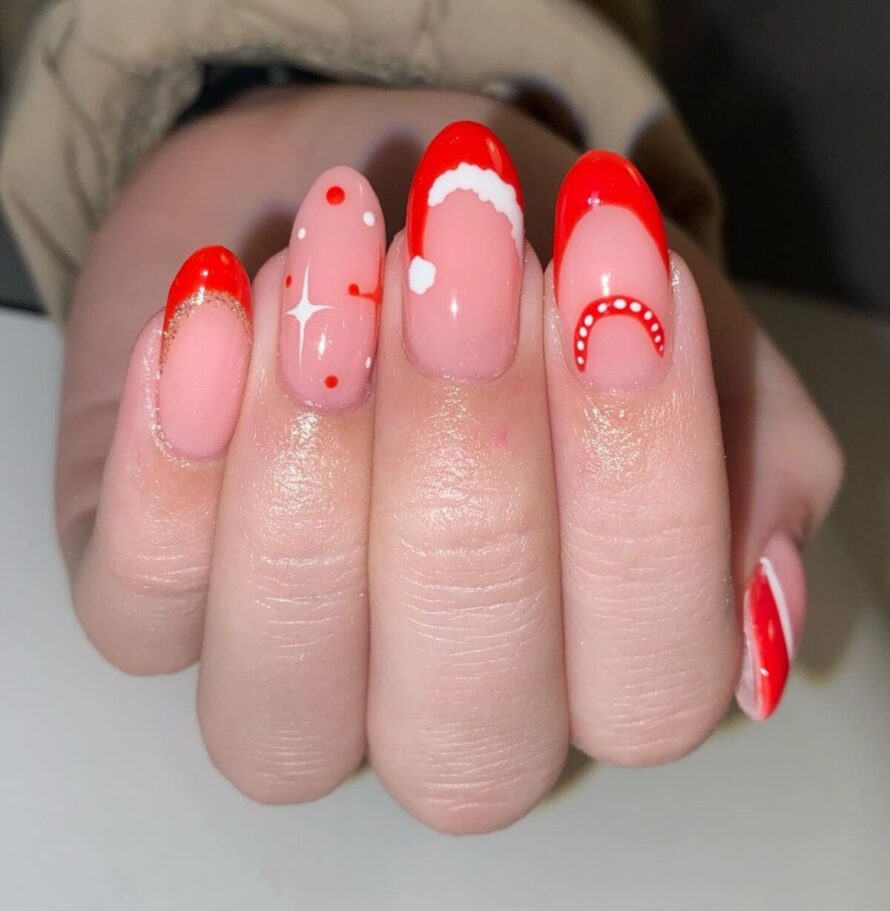 26 Simple Christmas Nails That Capture the Spirit of the Season