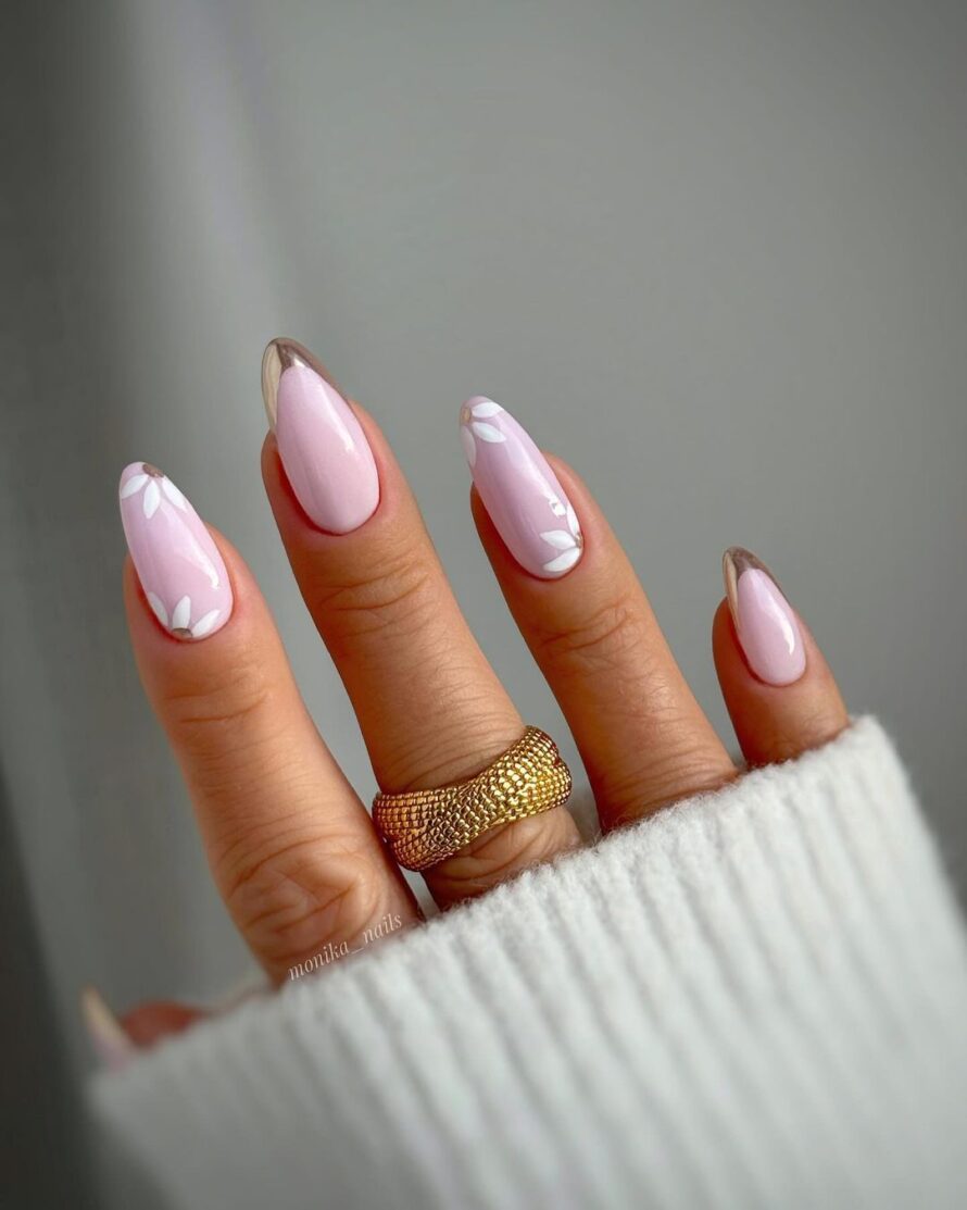 24 Stunning Summer Nail Ideas for Oval Shapes: A Guide to Perfect Manicure