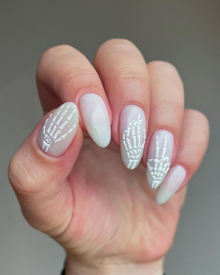30 Trendy Halloween Nails for 2024 to Keep You Ahead of the Game