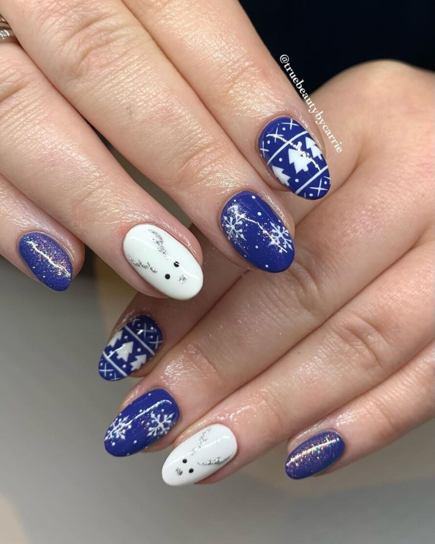 32 Cool Blue Christmas Nails for a Winter Wonderland Feel