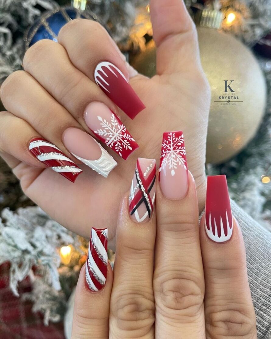 28 Matte Christmas Nails for a Sophisticated Holiday Look