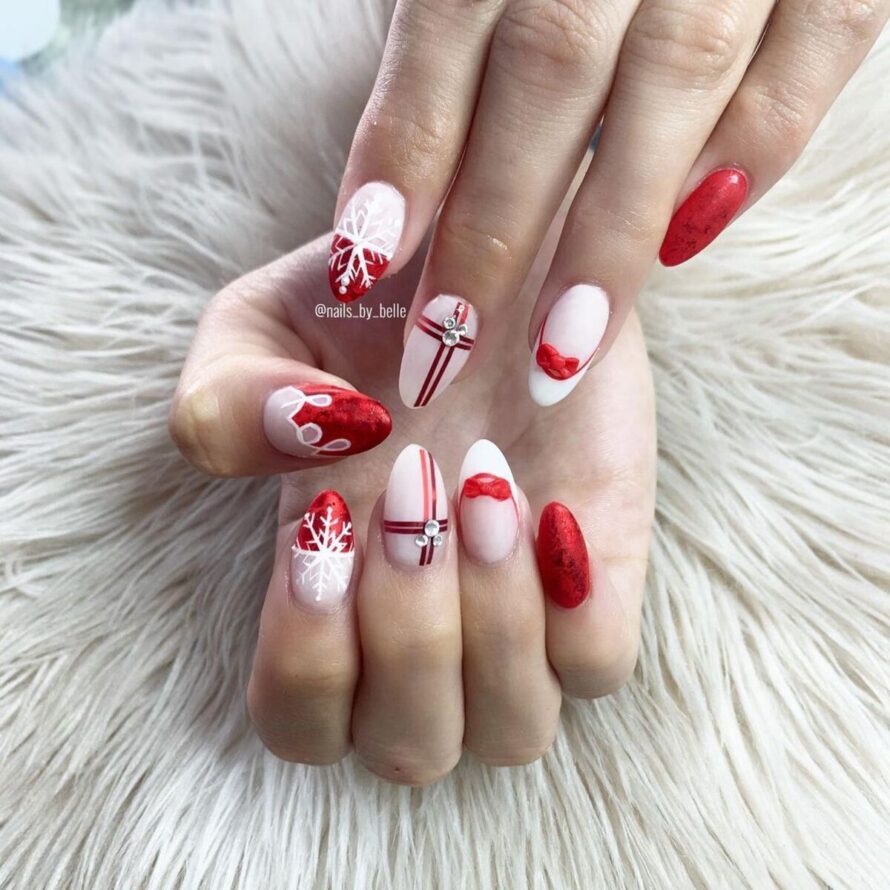 28 Matte Christmas Nails for a Sophisticated Holiday Look