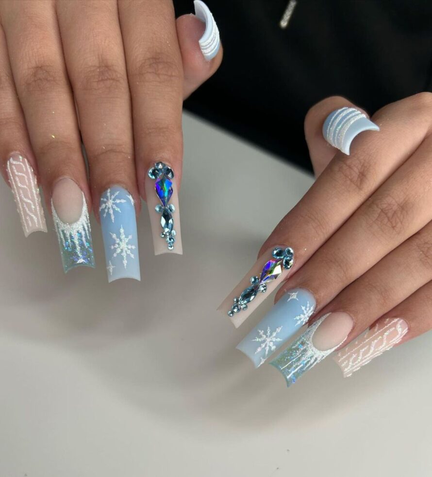 28 Matte Christmas Nails for a Sophisticated Holiday Look