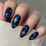 28 Matte Christmas Nails for a Sophisticated Holiday Look