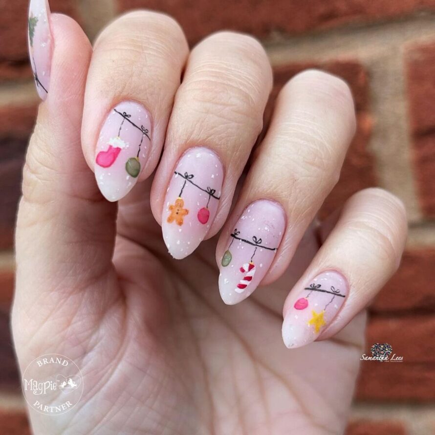 28 Matte Christmas Nails for a Sophisticated Holiday Look