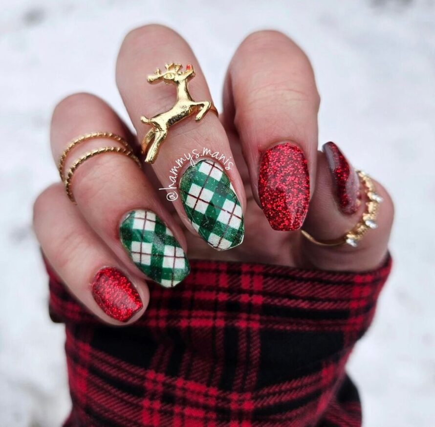 31 Trendy Plaid Christmas Nails for a Cozy Holiday Vibe