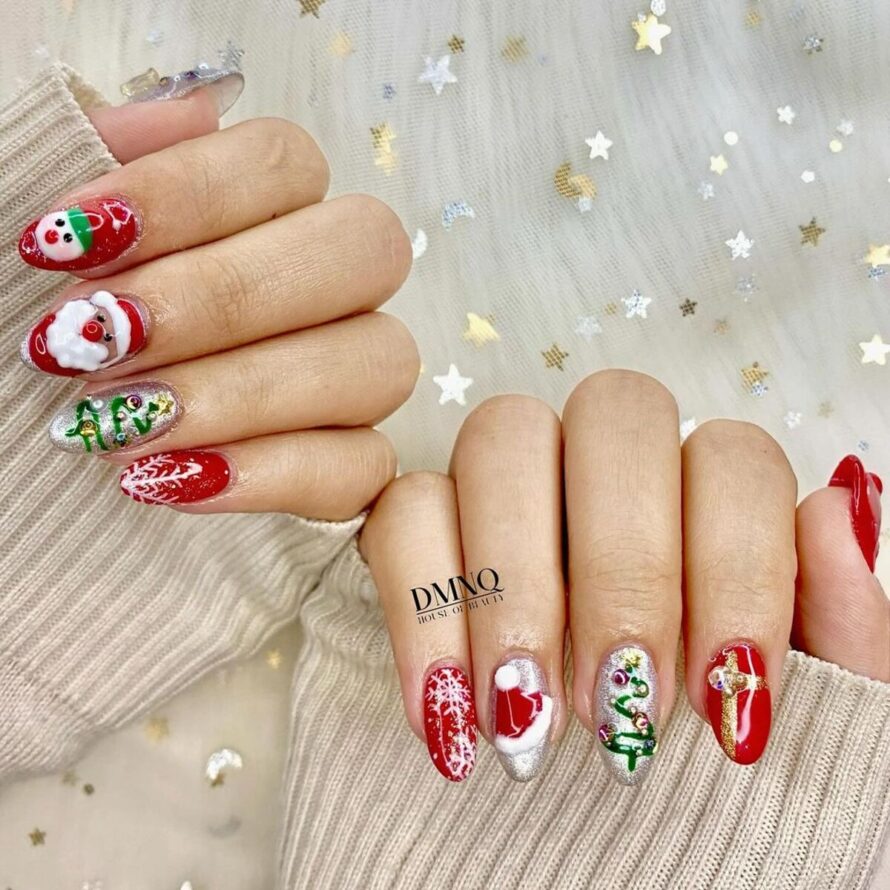 25 Adorable Santa Claus Christmas Nails for a Jolly Look