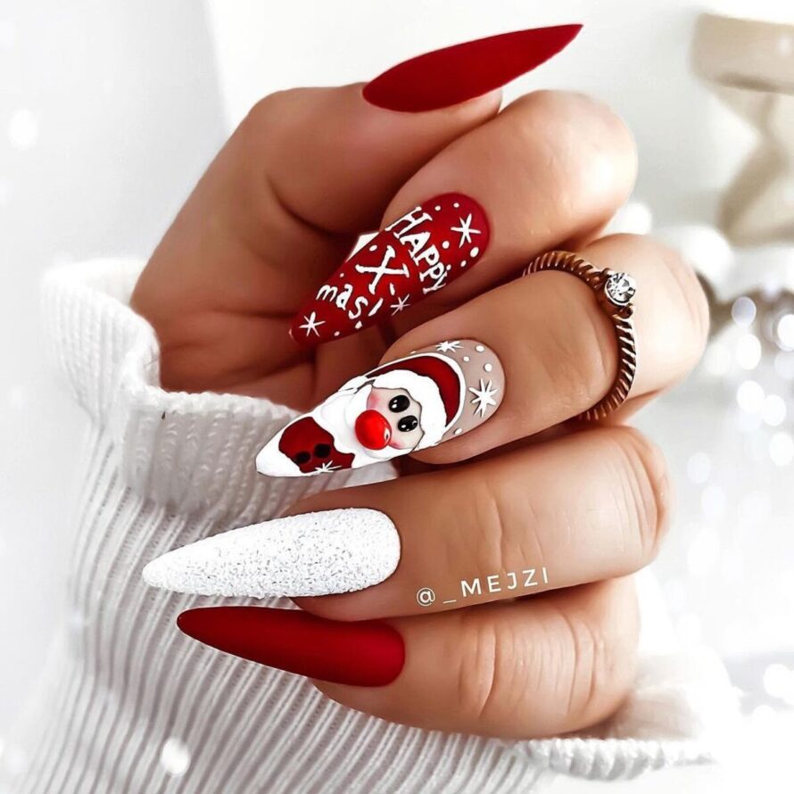 25 Adorable Santa Claus Christmas Nails for a Jolly Look