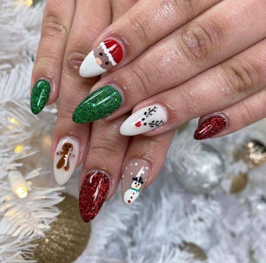 25 Adorable Santa Claus Christmas Nails for a Jolly Look