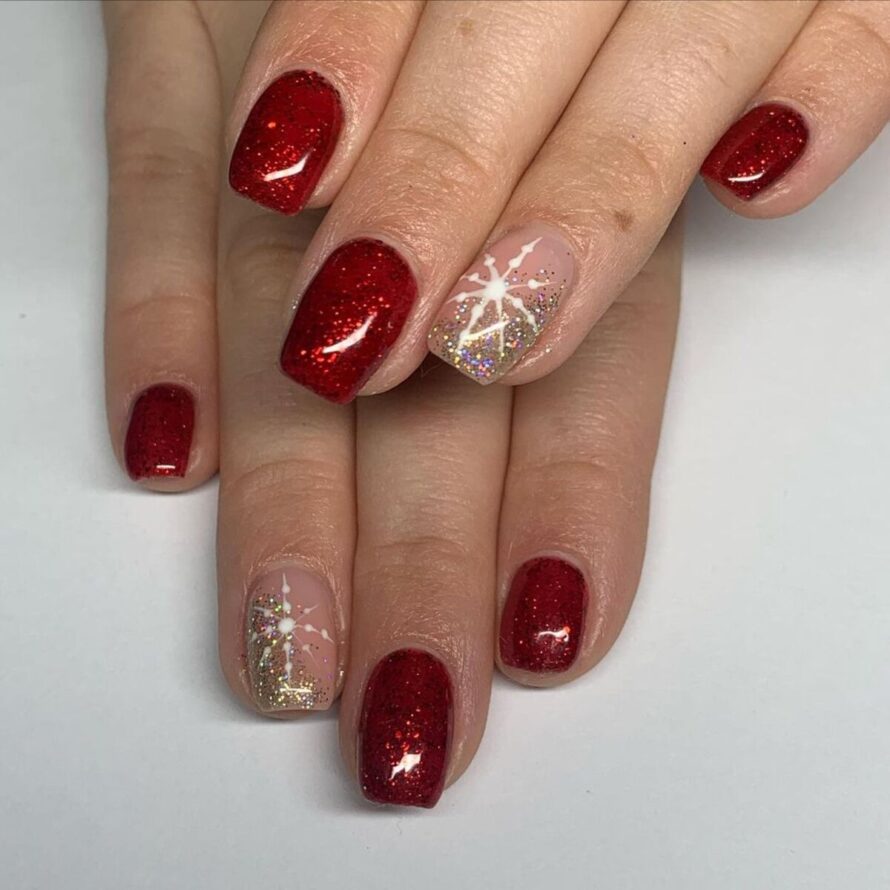 30 Glossy Gel Christmas Nails for a Long Lasting Festive Manicure