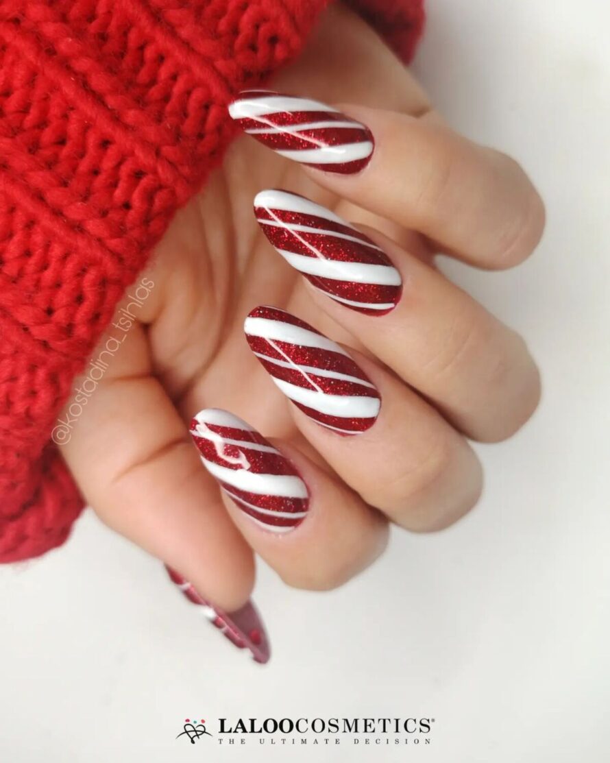 28 Sweet Candy Cane Christmas Nails To Satisfy Your Holiday Sweet Tooth