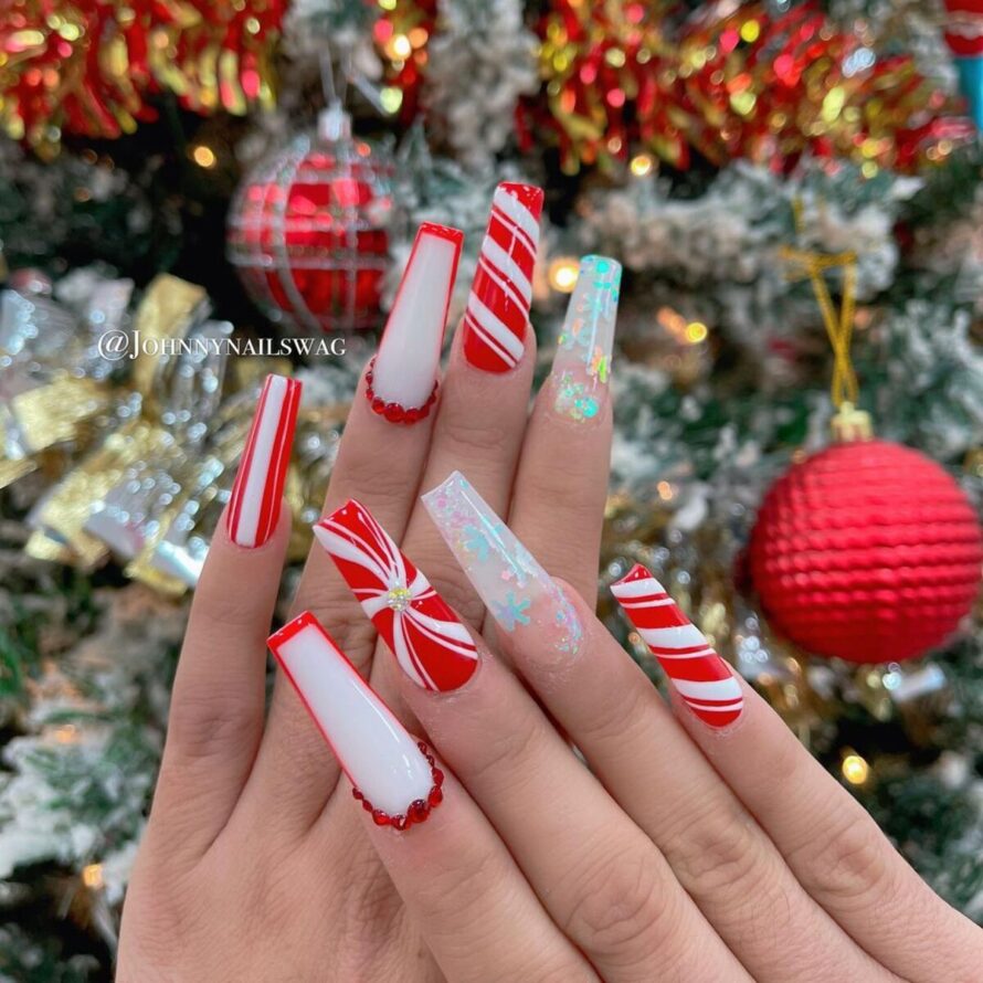 28 Sweet Candy Cane Christmas Nails To Satisfy Your Holiday Sweet Tooth