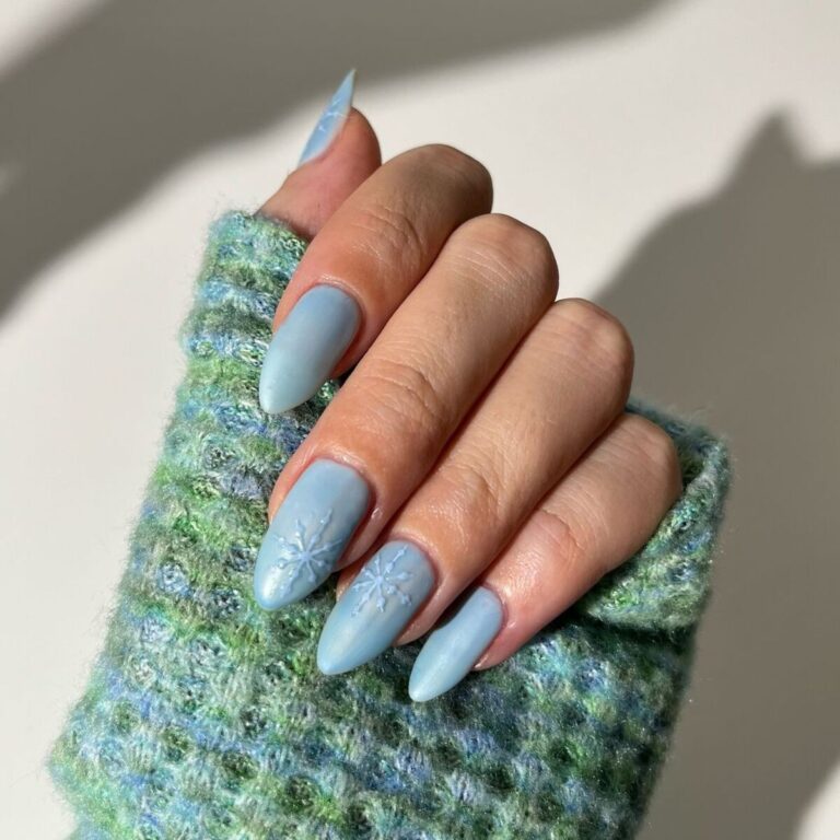 25 Chic and Simple Winter Nail Ideas to Elevate Your Style